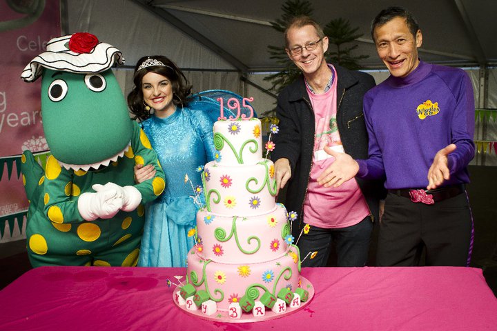 Image - Jeff,DorothyandFairyClare.jpg - WikiWiggles Image - Jeff,DorothyandFairyClare.jpg - WikiWiggles
